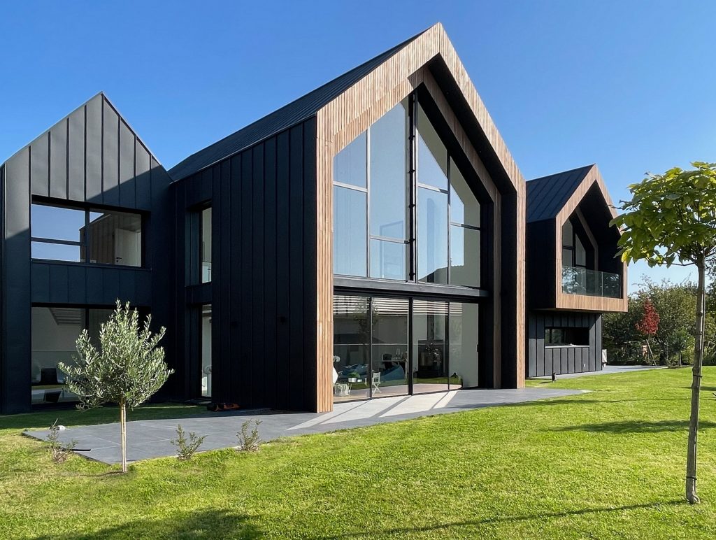 Architecture : le style unique et minimaliste de l’agence SKP - Maison ...