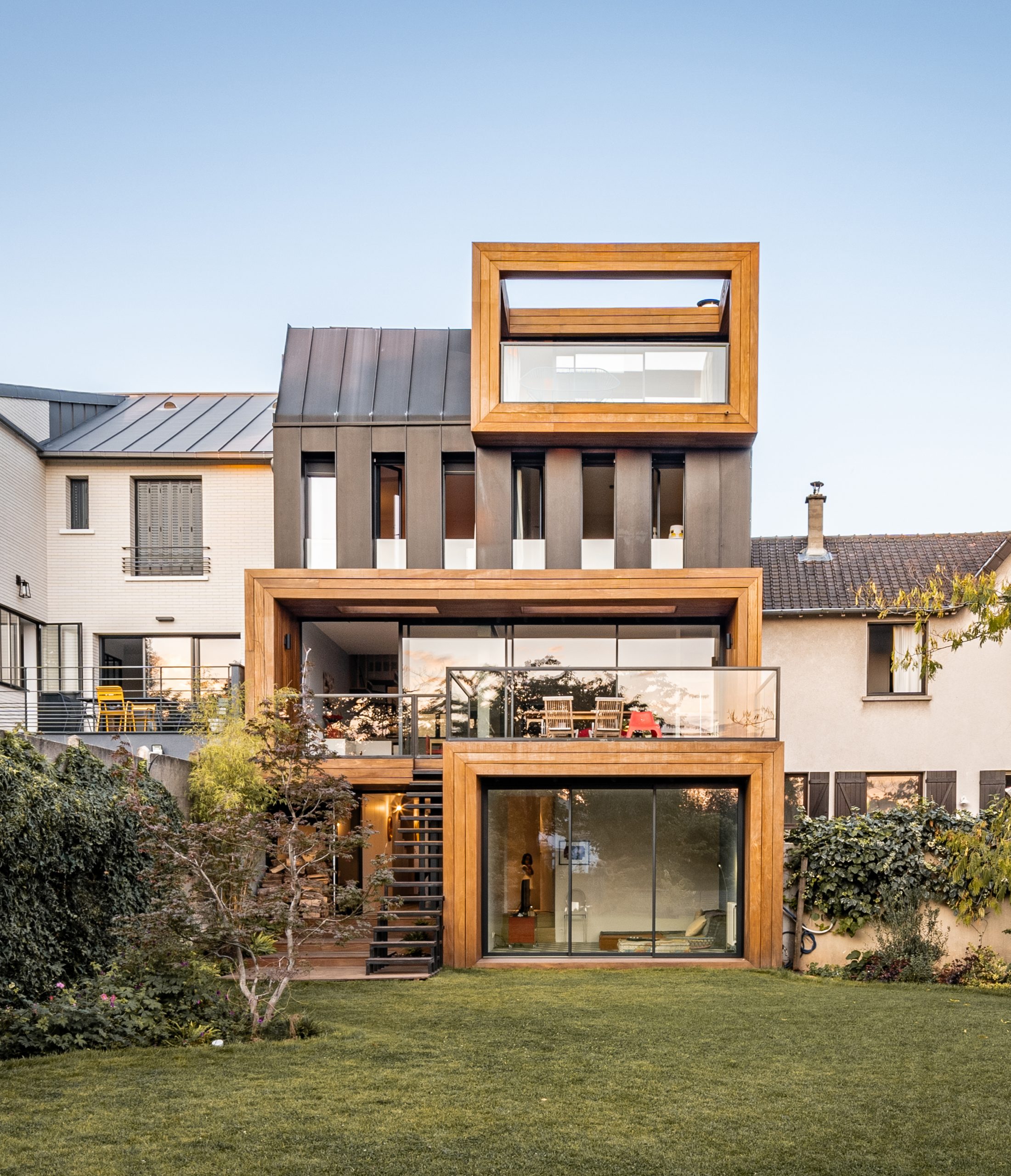 Architecture : le style unique et minimaliste de l’agence SKP - Maison ...